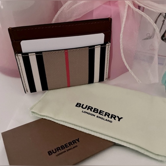 Burberry | Bags | New Burberry Card Case With Dust Bag Tags And Card ...
